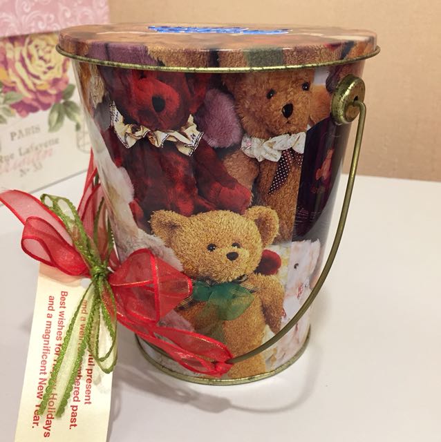 Famous Amos Collectible Tin, Everything Else, Others on Carousell