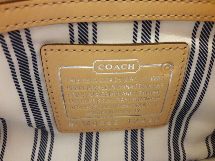 Coach Hamptons archive 10th anniversary, Women's Fashion, Bags ...