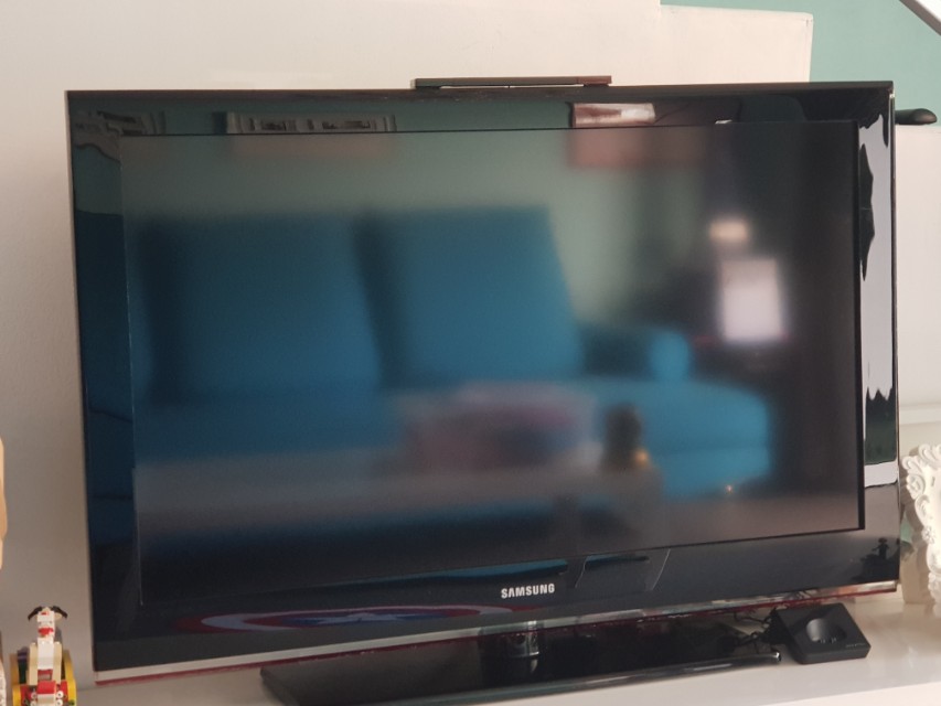 Samsung 42" LCD TV, TV & Home Appliances, TV & Entertainment, TV on ...