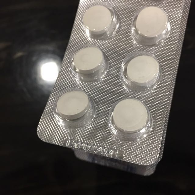 Suncal D calcium carbonate vitamin D, Everything Else on Carousell