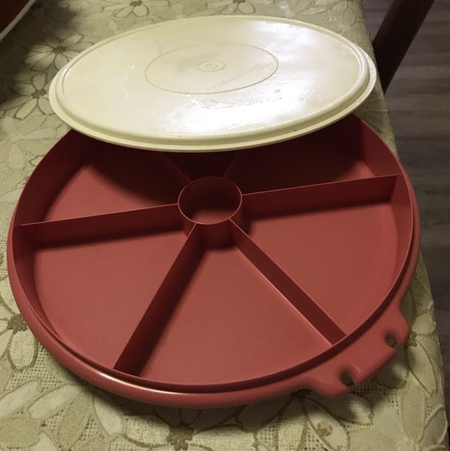 Tupperware candy container, TV & Home Appliances, Kitchen Appliances ...