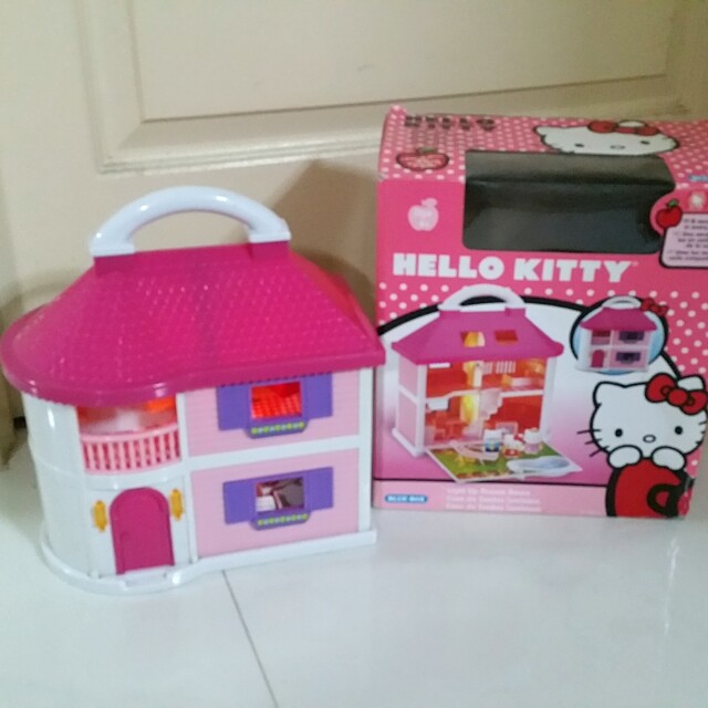 Hello Kitty - Light Up Playhouse, Hobbies & Toys, Toys & Games on Carousell