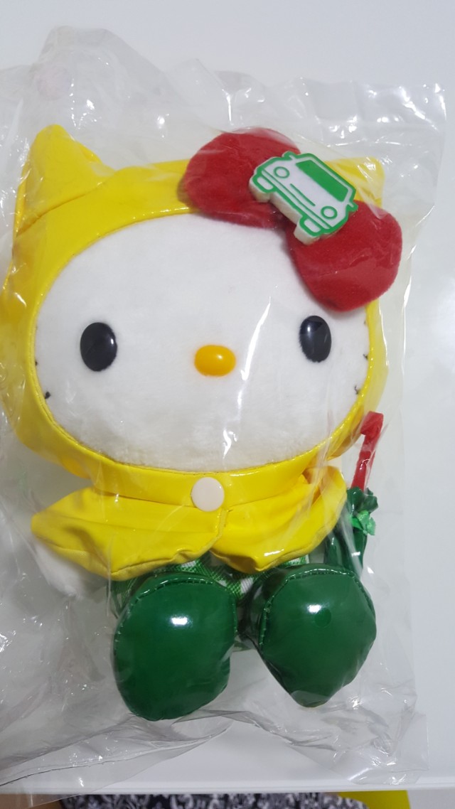 Hello Kitty Plushies, Hobbies & Toys, Toys & Games on Carousell