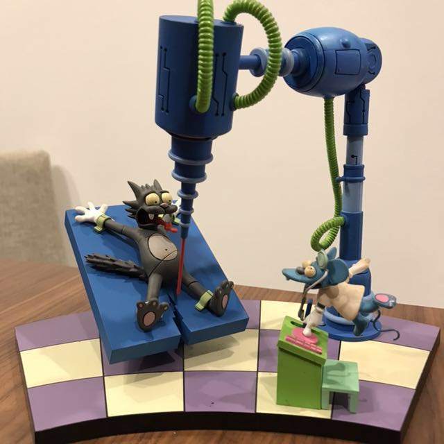 McFarlane Simpsons Figures Itchy & Scratchy Spay Anything, Hobbies ...
