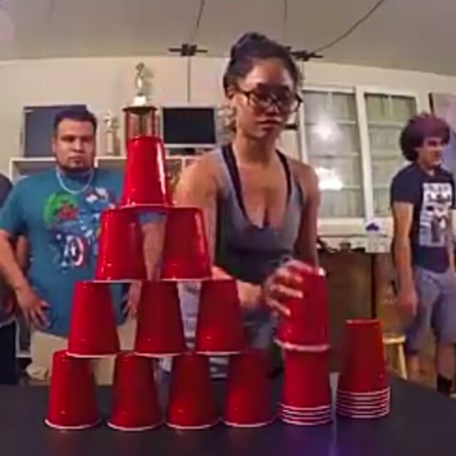 'Minute to Win it' Stacking cups/ Beer Pong/ Big, Good Quality ...