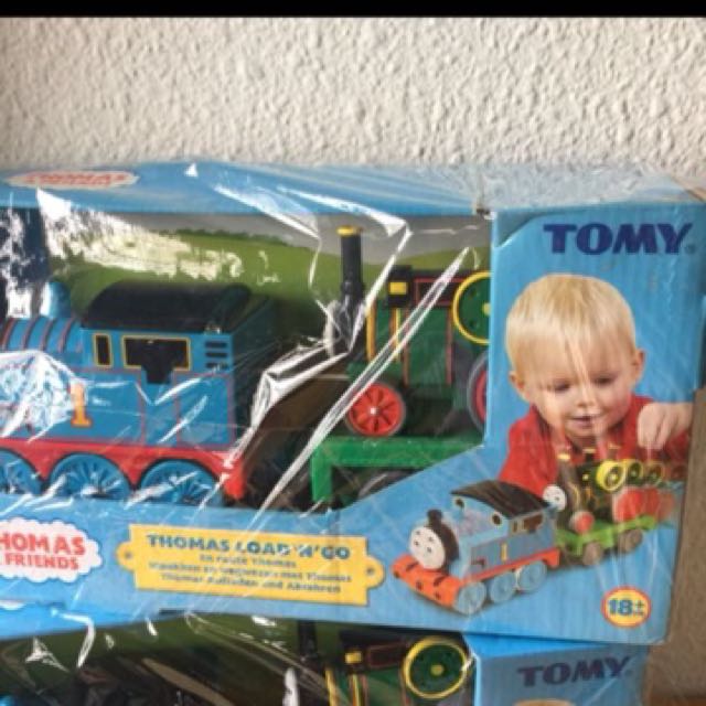 Thomas and Friends (Load and Go), Toys & Games, Bricks & Figurines on ...