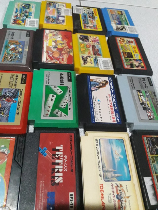 Twin Famicom (Complete Package), Video Gaming, Video Game Consoles ...