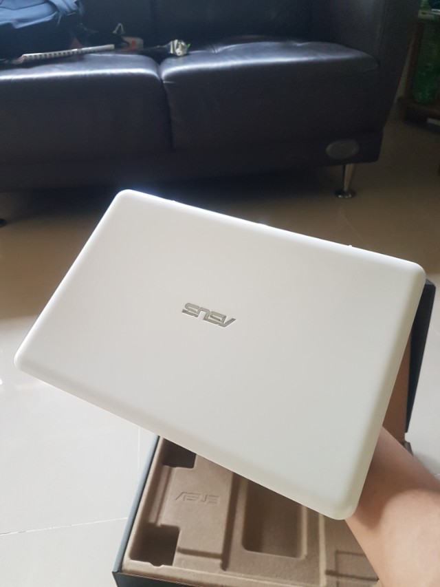 Asus x205t, Computers & Tech, Laptops & Notebooks on Carousell