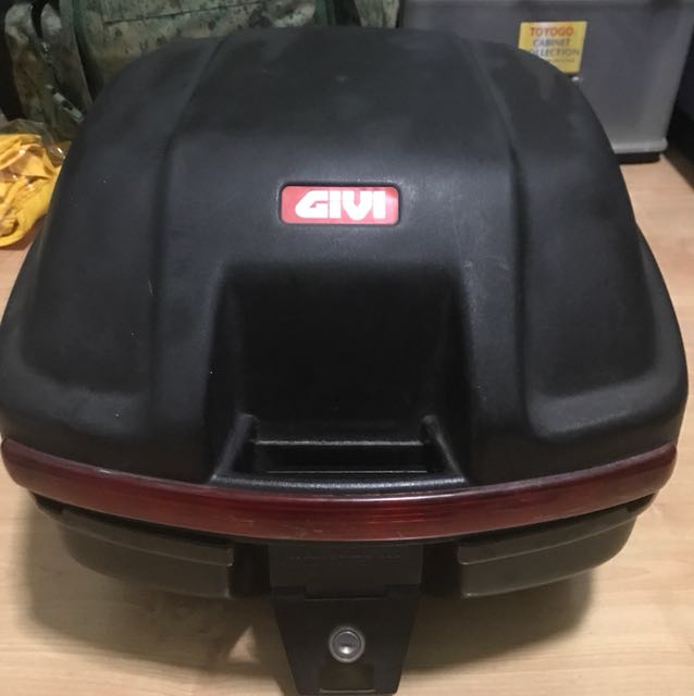 Givi box 38 litre suitable for small bike like SPARK, Motorcycles ...