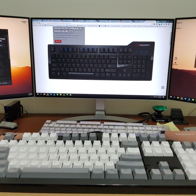 WTS Das mechanical keyboard model S with white/grey keycaps and cherry brown switches, Computers ...