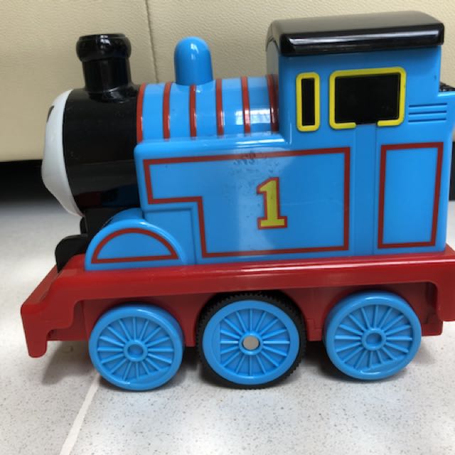 Thomas and friends Follow me Thomas Light the way and Thomas follows ...