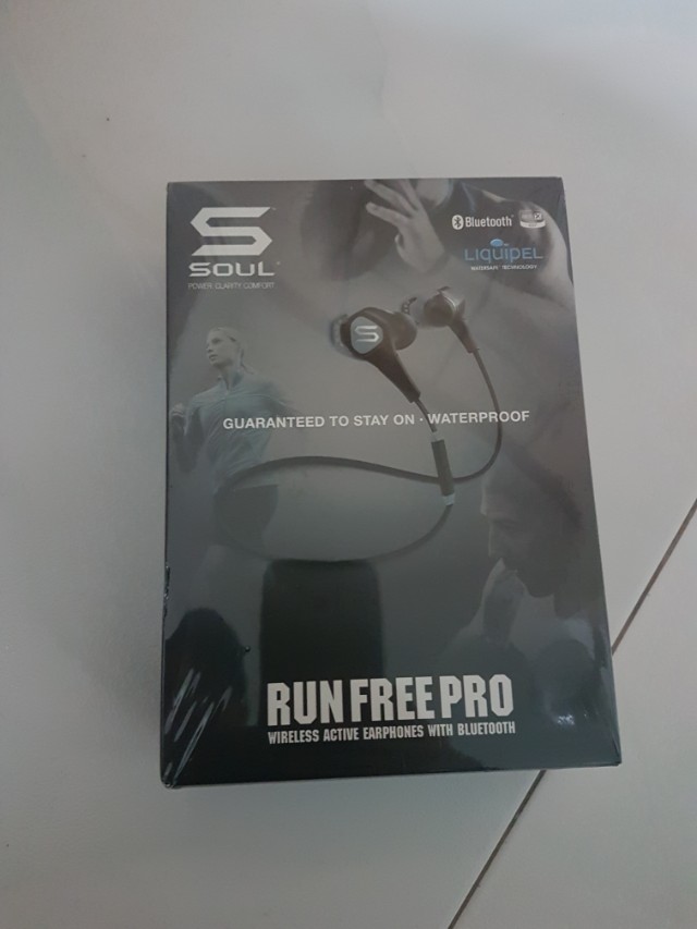 Soul run free pro, Audio, Earphones on Carousell