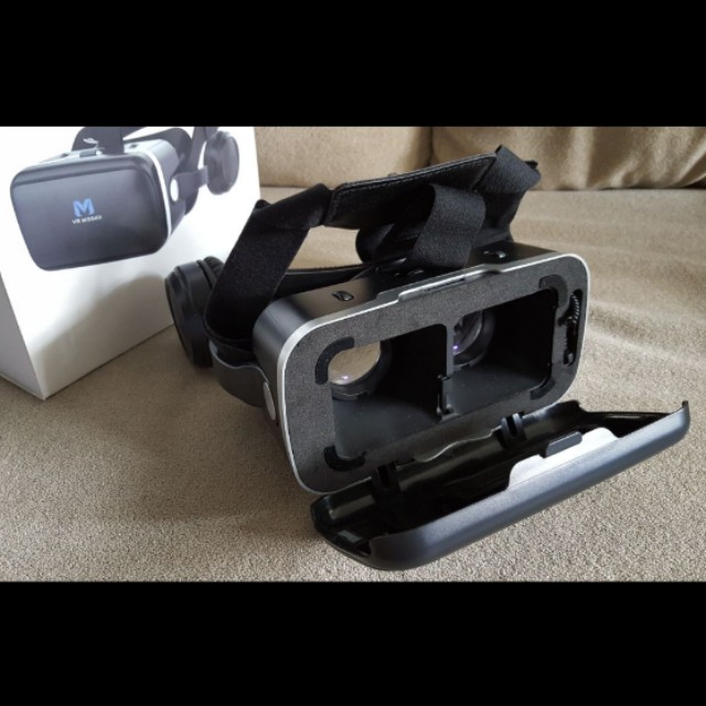 VR Moskii Virtual Reality Glasses & VR Shinecon Wireless Joystick ...