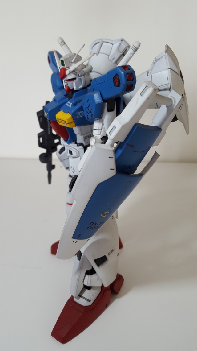 Bandai MG Scale 1/100 Gundam RX-78 GP01, Hobbies & Toys, Toys & Games ...