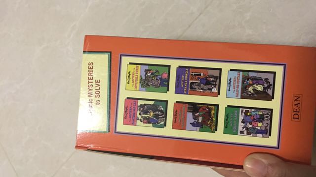 Enid Blyton - The Mysteries Collection (set of 6), Hobbies & Toys ...