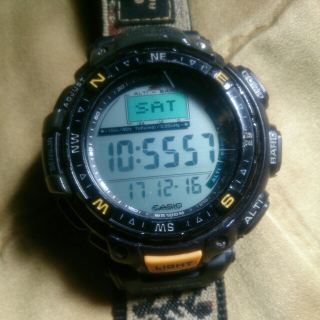 Vintage Casio Triple Sensor, Men's Fashion, Watches & Accessories ...