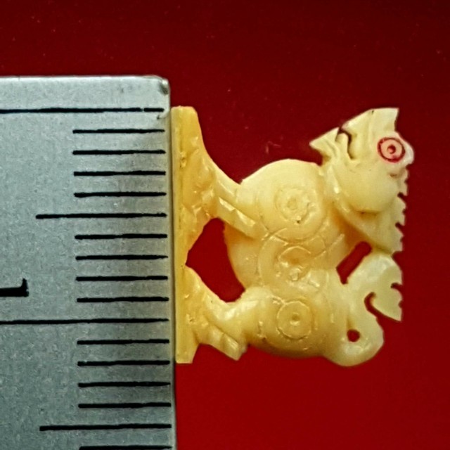 Lp Hom Singha Sam Huan (Ivory) Wat Chak Mak BE2518, Hobbies & Toys ...