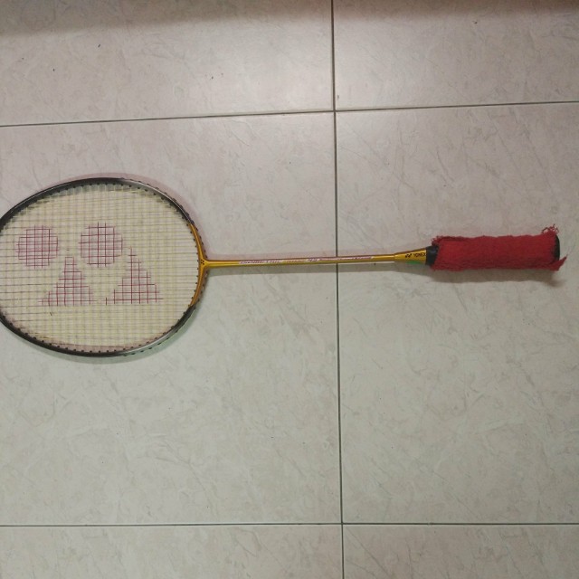 Yonex isometric kids badminton racket, Sports Equipment, Sports & Games ...