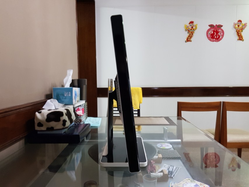 27" 1440p monitor (CROSSOVER), Computers & Tech, Desktops on Carousell