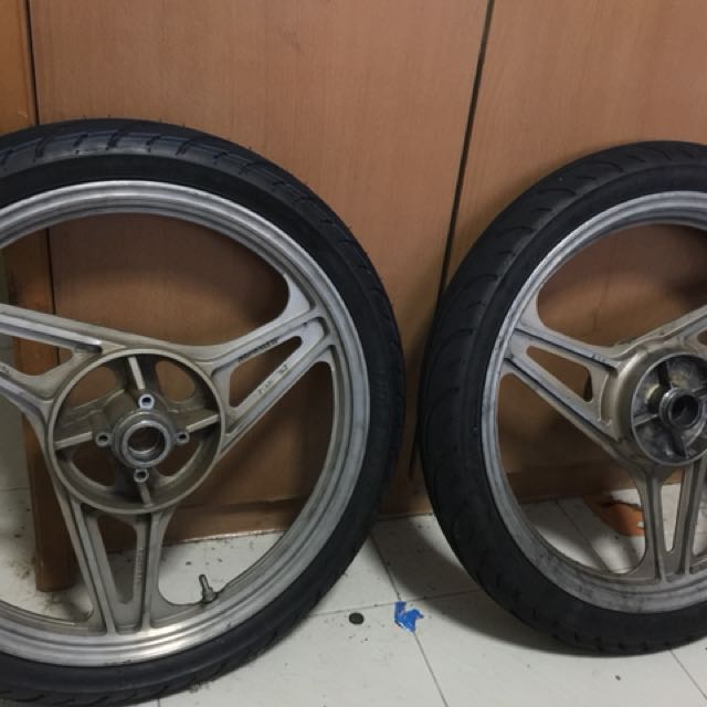 Original Rxz YBR 4 screw rim, Motorcycles, Motorcycle Accessories on ...