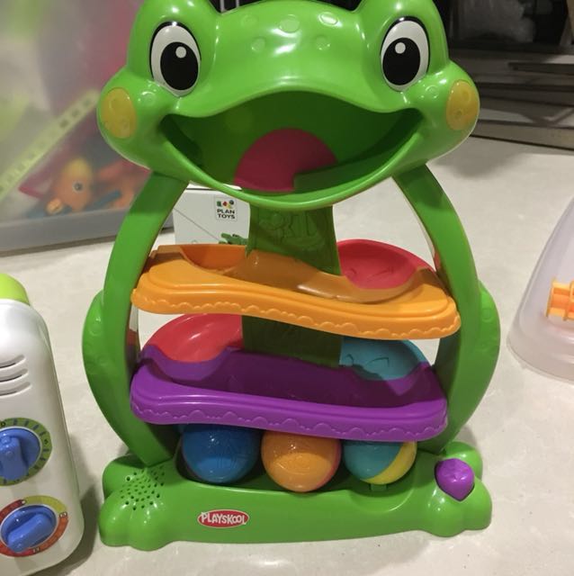 Playskool musical frog and toy oven with sound, Hobbies & Toys, Toys ...