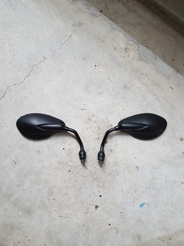 Yamaha Side Mirror, Motorcycles, Motorcycle Accessories on Carousell