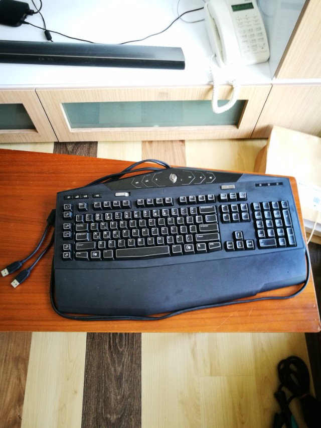 Alienware TactX Keyboard KG900, Computers & Tech, Parts & Accessories ...
