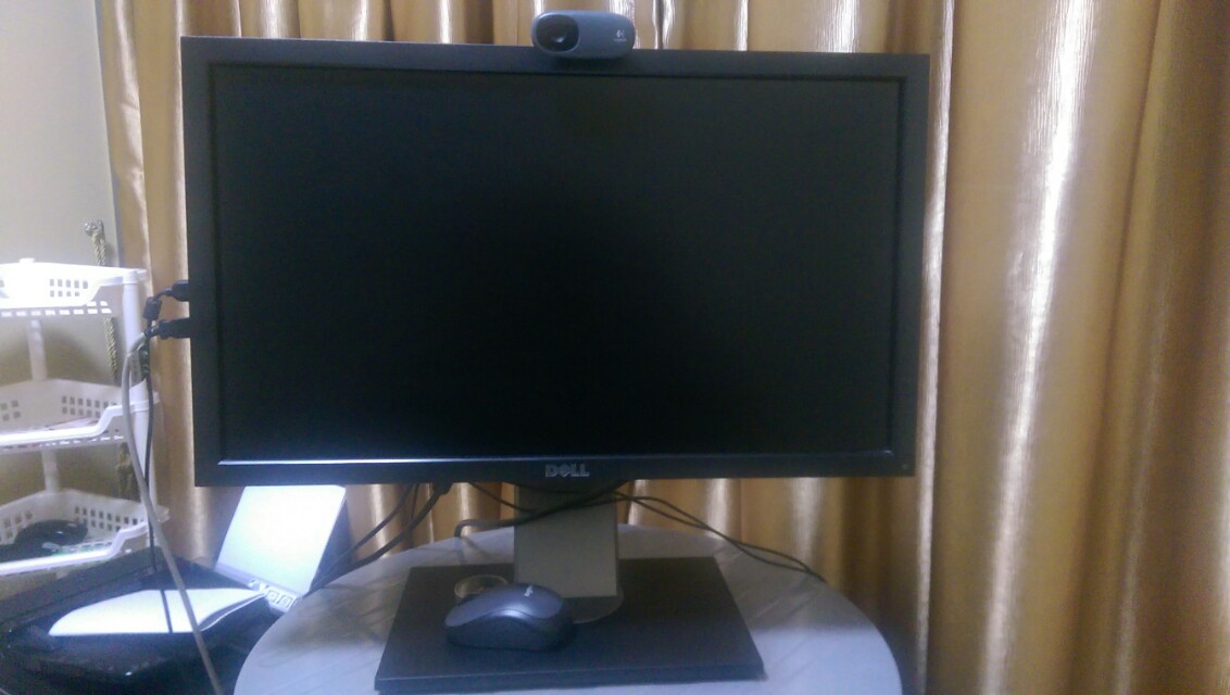 Dell ultrasharp U2211H 21.5 inch monitor (very good condition ...