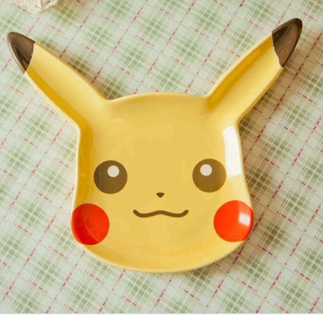 Pikachu plate, TV & Home Appliances, Kitchen Appliances, Other Kitchen ...