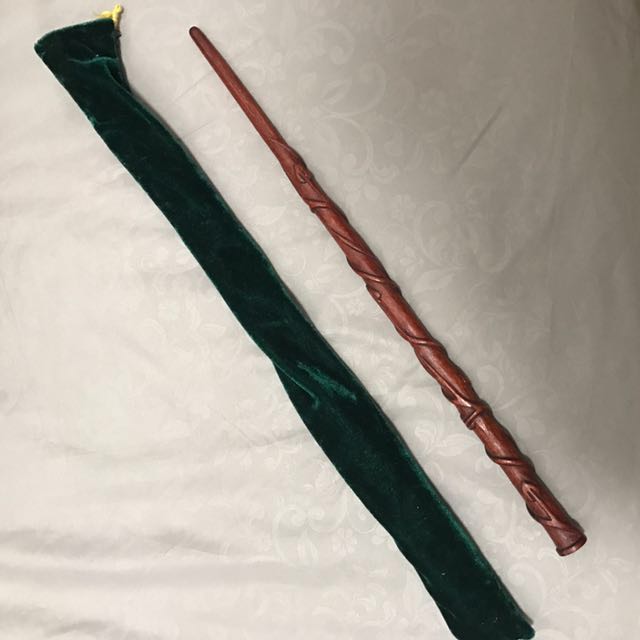 Harry Potter Hermione Granger Vine Collectible Wand, Hobbies & Toys ...