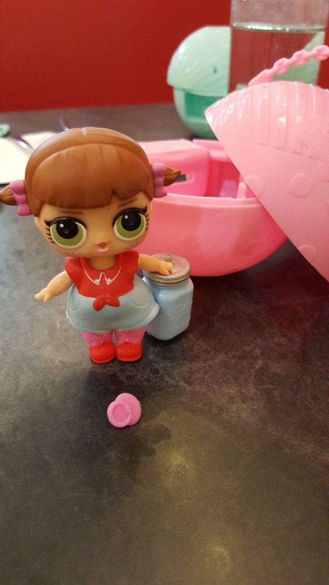 Lol doll series 1 line dancer (to trade), Hobbies & Toys, Toys & Games ...