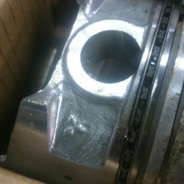 Piston original wira 4g15 mitsu, Auto Accessories on Carousell