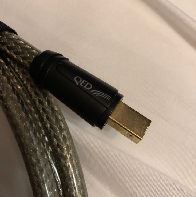 Qed reference usb A - usb B cable 2m, Mobile Phones & Gadgets, Mobile ...