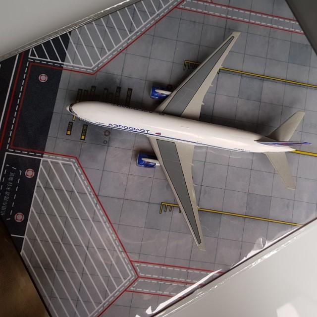 1:400 / 1:500 airport / aircraft jet apron accessories / gate base ...