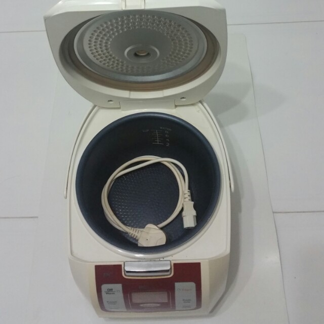 EuropAce Rice Cooker, TV & Home Appliances, Kitchen Appliances, Cookers ...