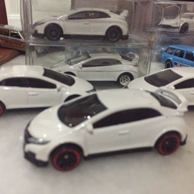 hotwheels honda civic type r, Hobbies & Toys, Toys & Games on Carousell