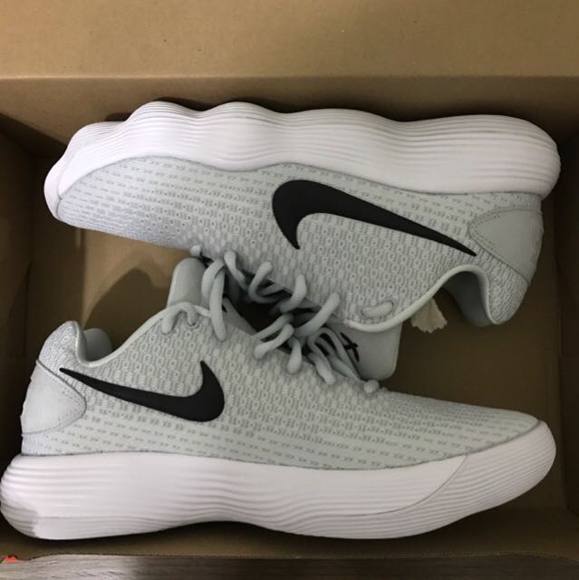 Nike Hyperdunk Low 2017, Men's Fashion, Footwear, Sneakers on Carousell