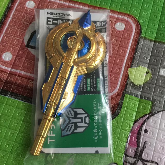 1 X Gold Transformers Movie Optimus Prime Shield Rare, Hobbies & Toys ...