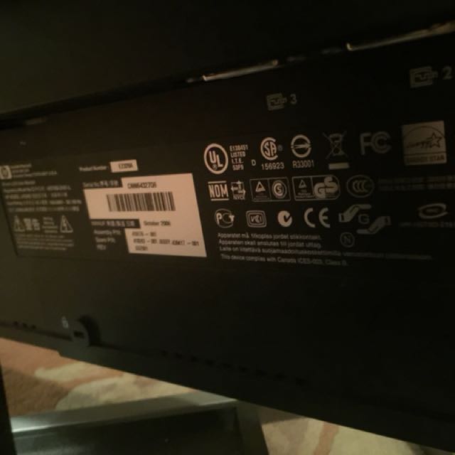 30 inch monitor HP LP3065, Computers & Tech, Desktops on Carousell