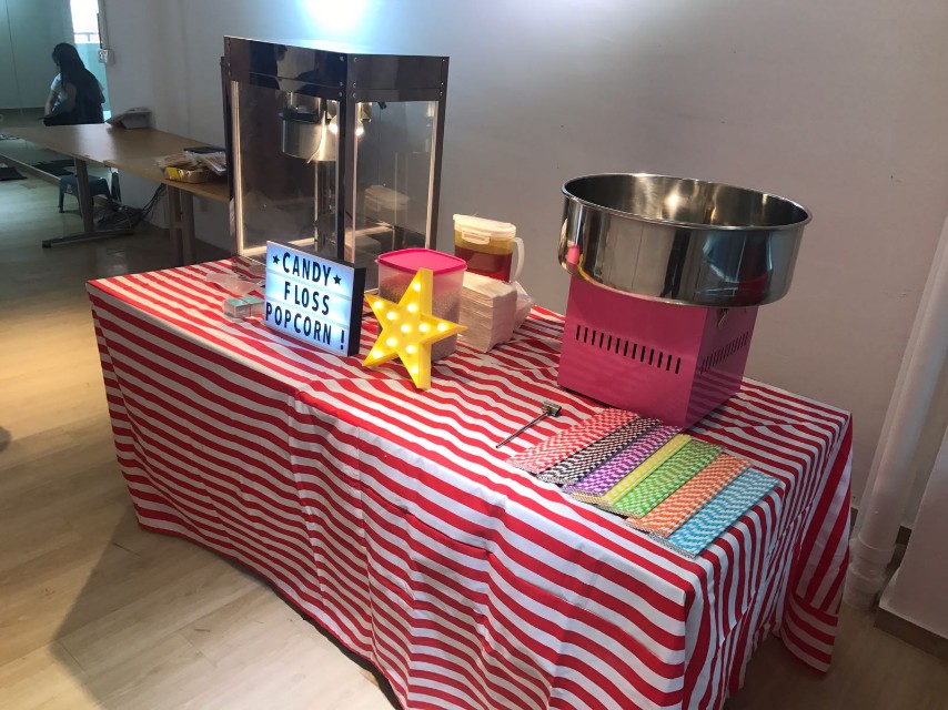 Candy Floss and Popcorn live stations. Popcorn Live station! Cup Corn ...