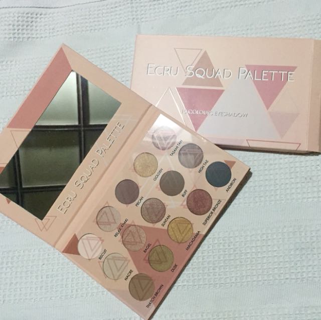 Detail Makeover Ecru Squad Eyeshadow Palette, Beauty & Personal Care ...