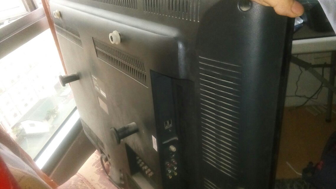 Devant 46 Inches Flat Screen HD TV, TV & Home Appliances, TV ...