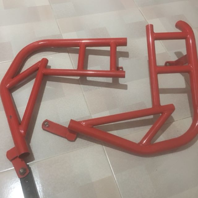 fz16 crashbar, Motorcycles, Motorcycle Accessories on Carousell