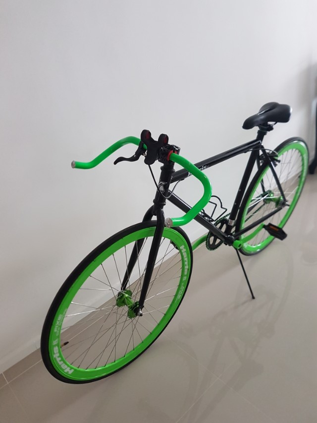 Harris Fixie, Sports Equipment, Bicycles & Parts, Bicycles on Carousell
