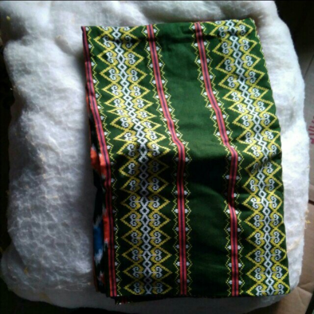 Malong, Women's Fashion, Dresses & Sets, Traditional & Ethnic wear on ...