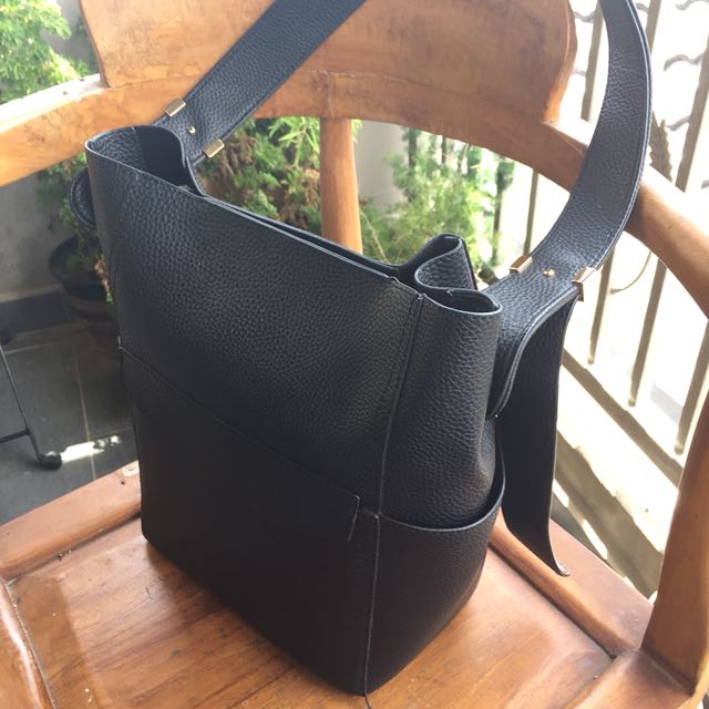 Rizalman Sometimes handbag, Women's Fashion, Bags & Wallets, Tote Bags ...