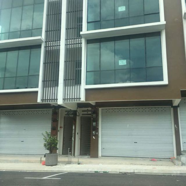 3 Storey New Shop Lot Taman Pulai Flora, Property, Rentals on Carousell