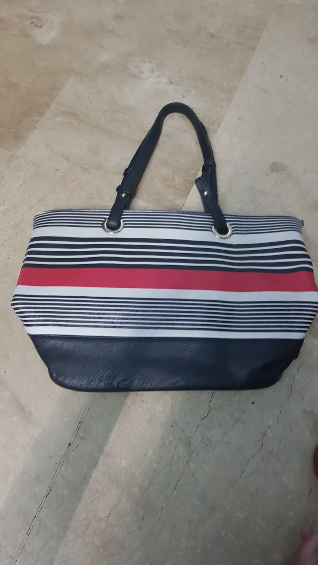 CMG Tote Bag, Women's Fashion, Bags & Wallets, Tote Bags on Carousell