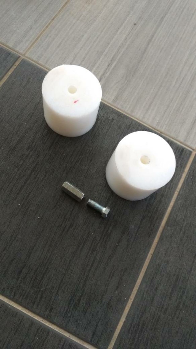 Teflon HDPE Rod for 4x4 Body lift, Auto Accessories on Carousell