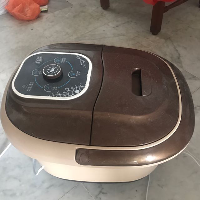 Feet soaking machine, Beauty & Personal Care, Foot Care on Carousell